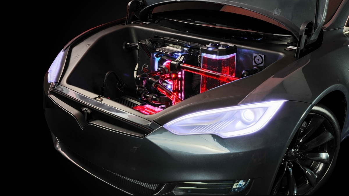 Origin PC Builds The World's Fastest Gaming PC Inside A Driveable Mini ...